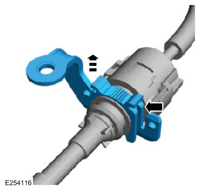 Ford Ecosport - Removal and Installation - Selector Lever Cable - 6 ...